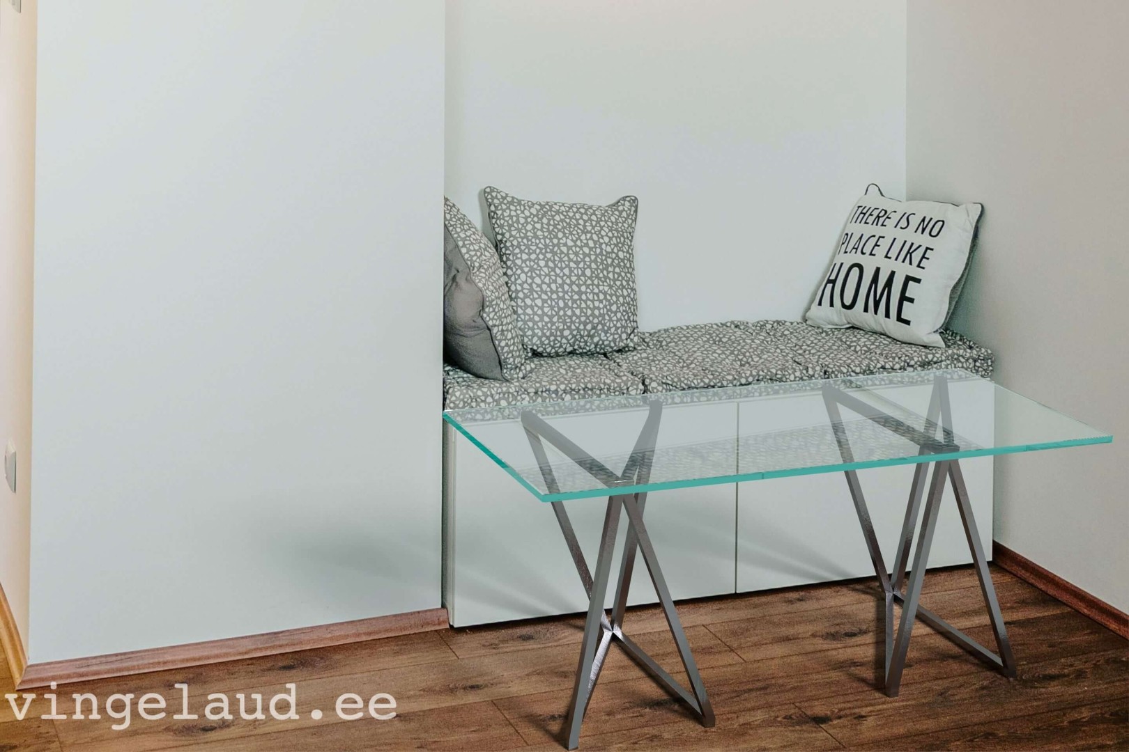 Dining table Inside Out | VingeLaud